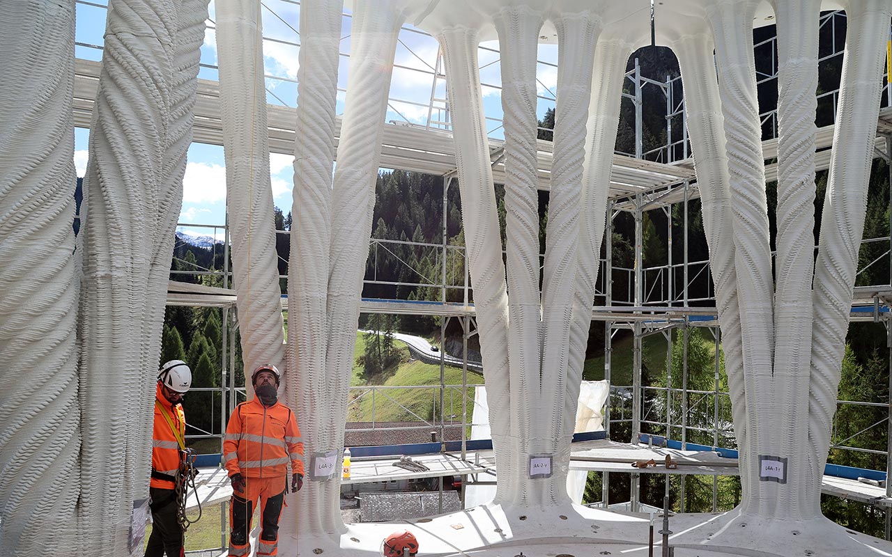 Michael Hansmeyer - Tor Alva / Weisser Turm von Mulegns